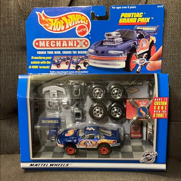 Mattel | Toys | Nwt 997 Hot Wheels Mechanix Pontiac Grand Prix Toy Car ...
